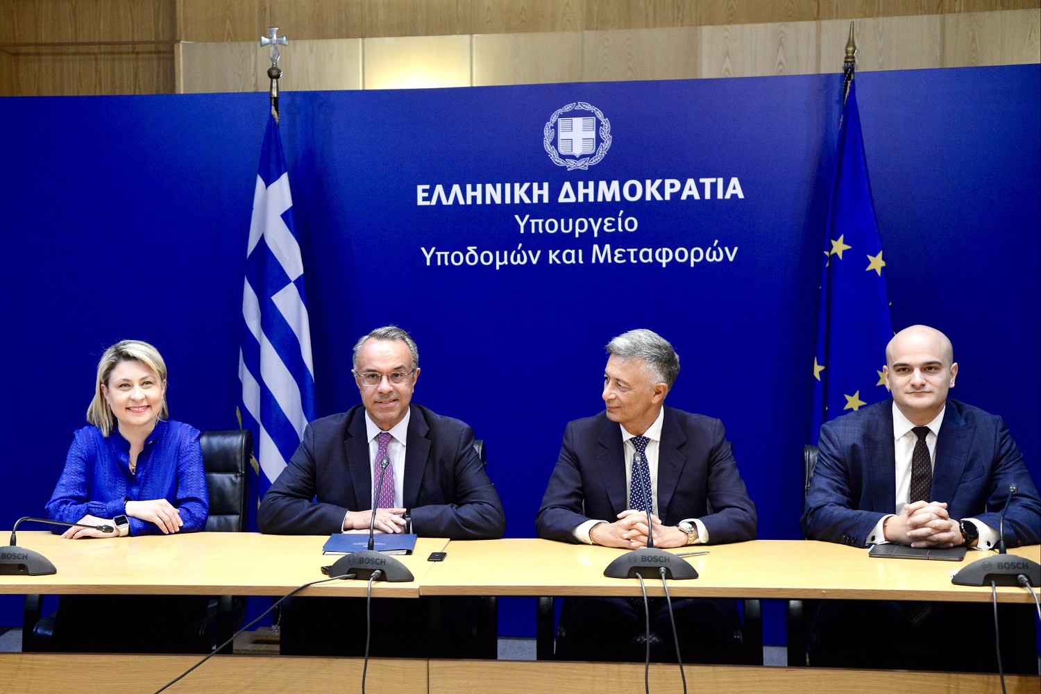 Υπογραφή Σύμβασης για την προμήθεια 200 λεωφορείων φυσικού αερίου | 19. ...